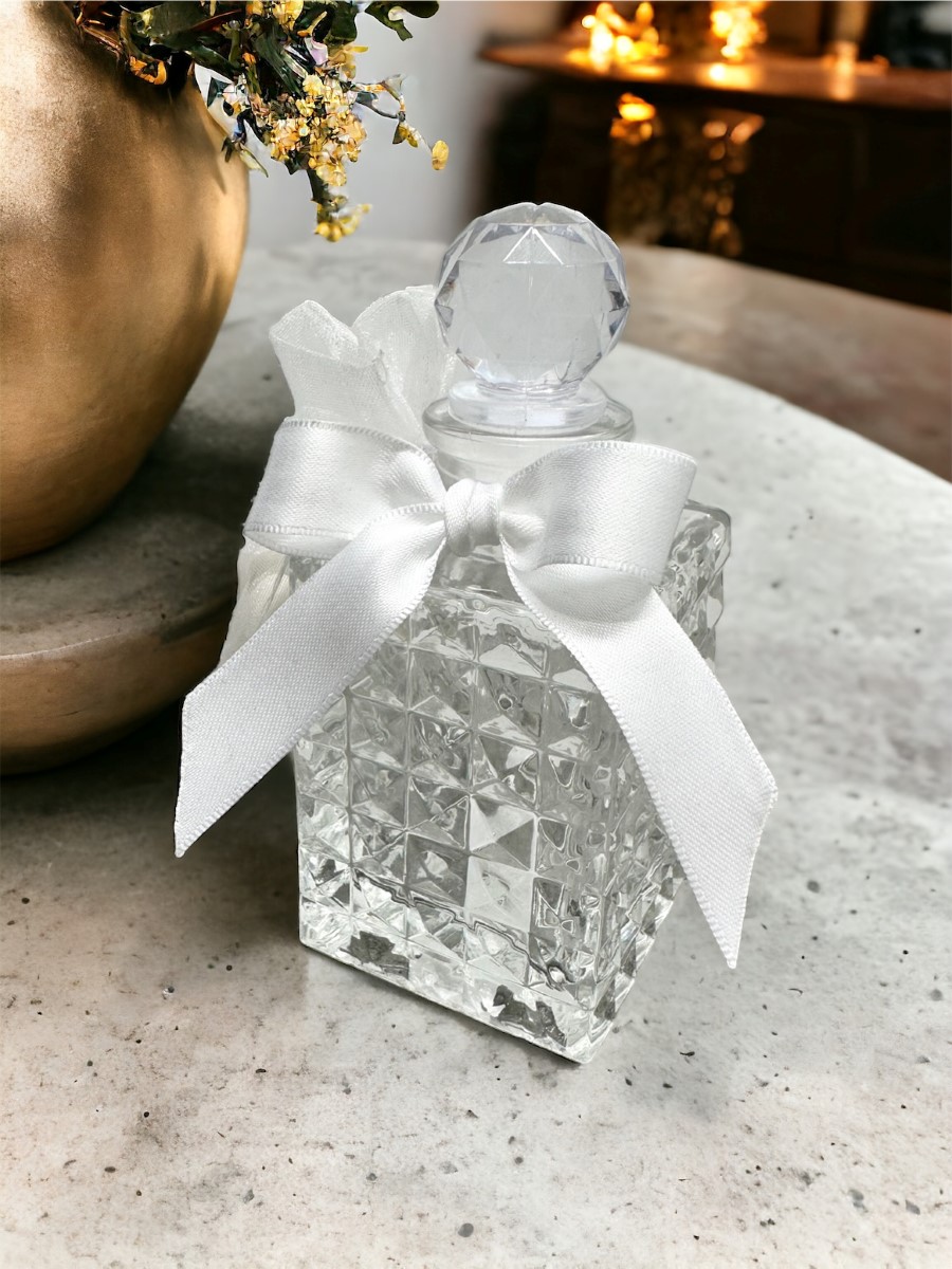 Wedding & Engagement: 100mil Diamond Cut Bottle Decorated